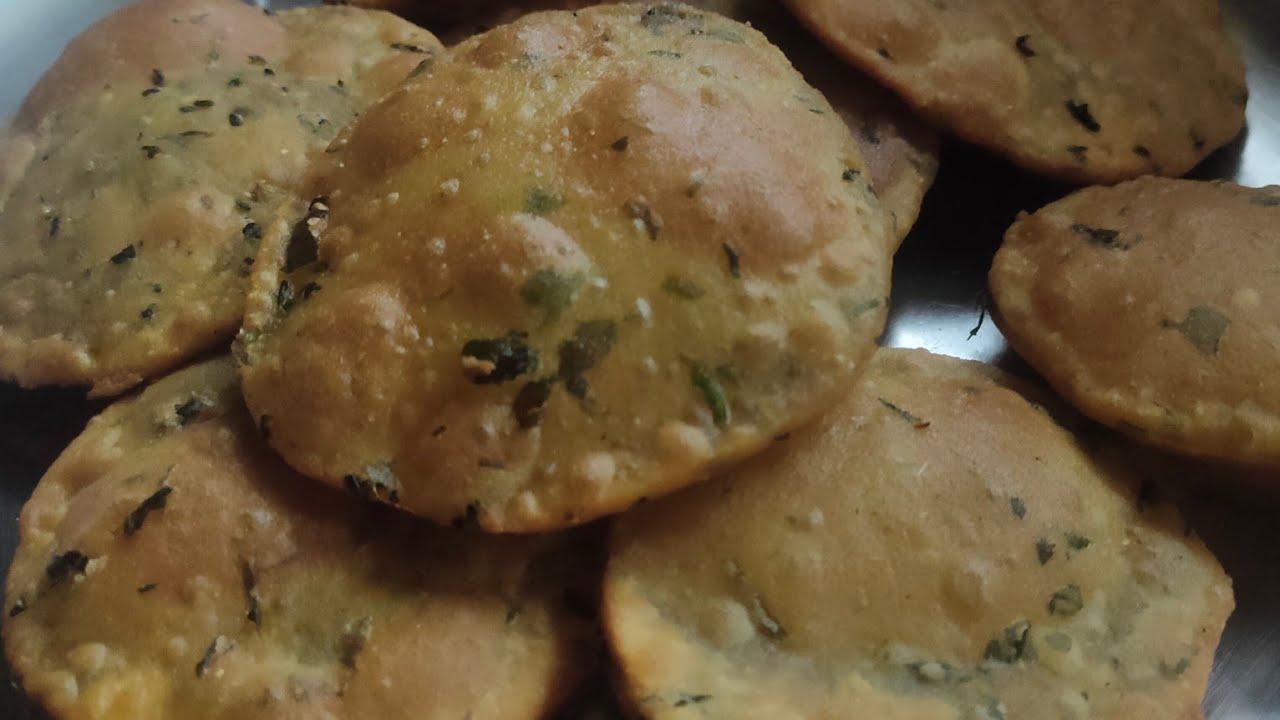 मेथी की खस्ता पूरी कचौरी इतनी ज़बरदस्त की 10 खा लोगे😋😋 Methi khasta ...