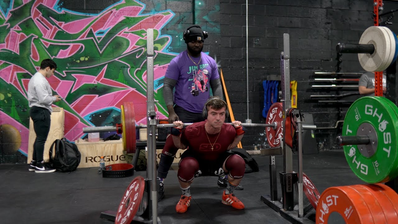 HEAVY SQUATS WITH BRANDON DUDLEY 700lbs+ - YouTube