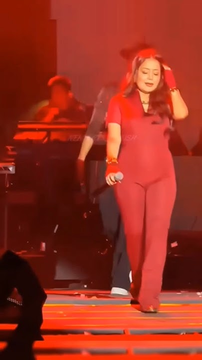 Neha Kakkar new live concert!tauba tauba#nehakakkar#ytshort#hindisong#nehakakkarsongs - YouTube