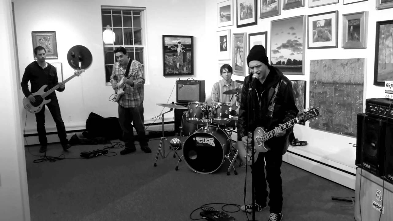 Dramamine (Modest Mouse) - A World For You - Live at First Night ...