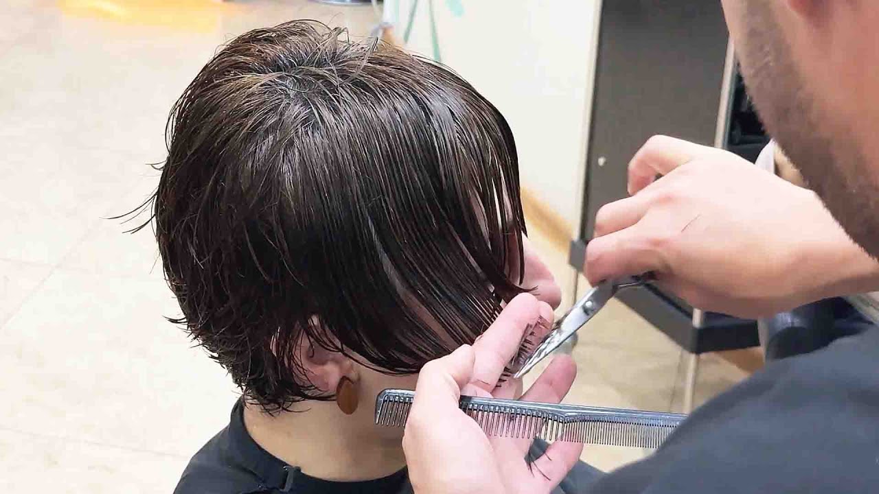 SUPER HAIRCUT - CHIC SHORT LAYERED PIXIE BOB HAIRCUT FOR WOMEN - YouTube