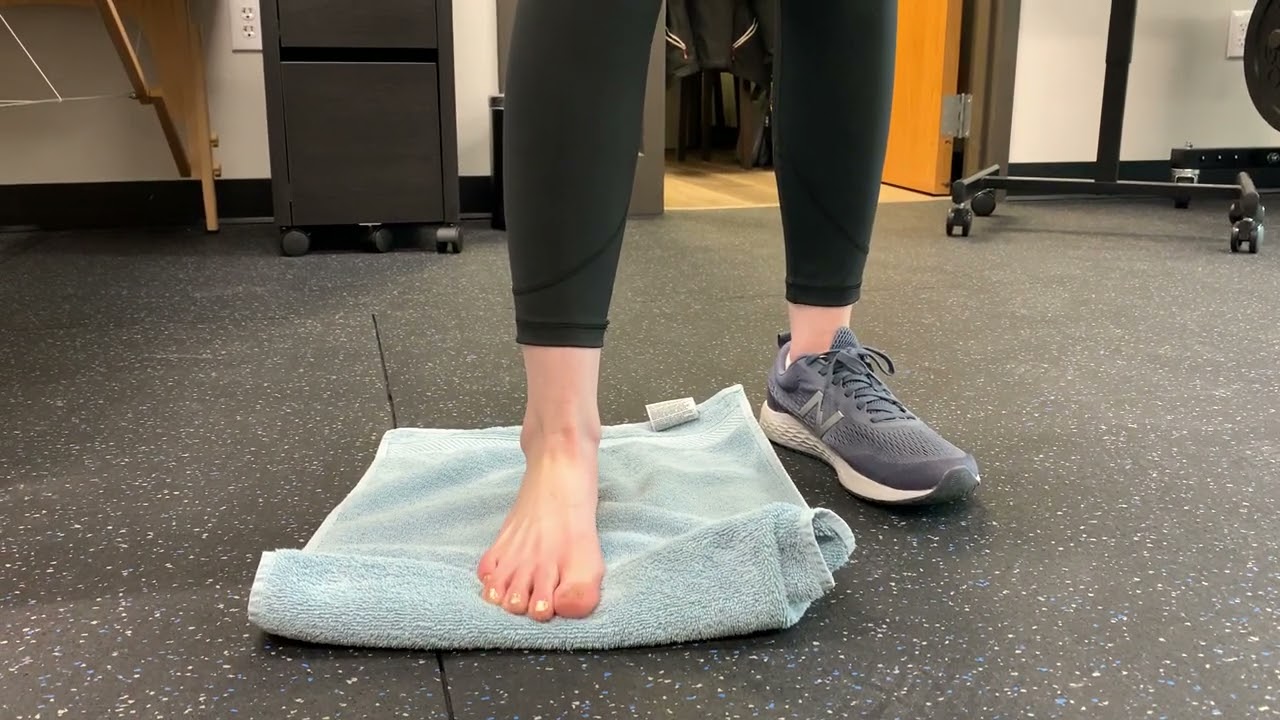 Toe Curl with Towel - YouTube