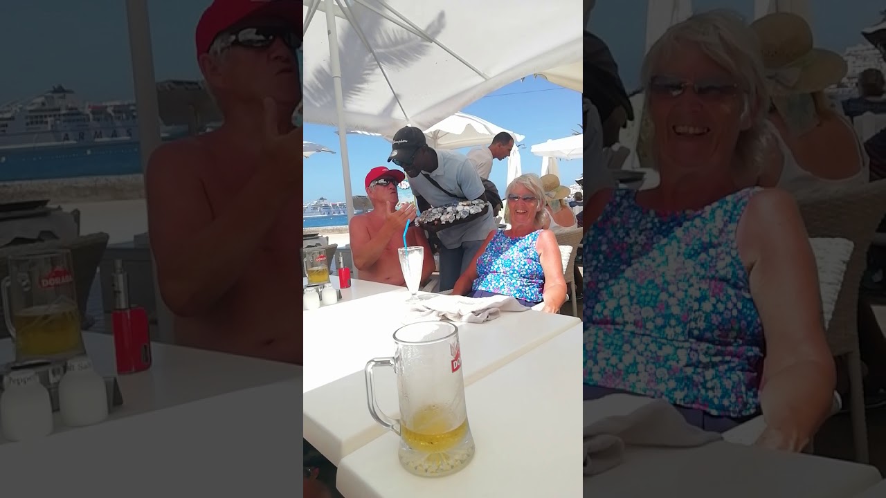 Looky looky man Tenerife - YouTube