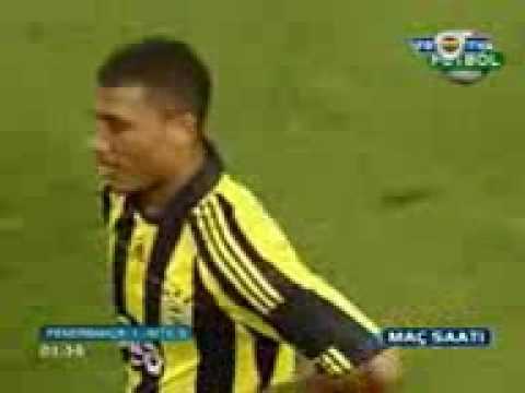 youtube kazim kazim skills show fenerbahce 03 08 2008