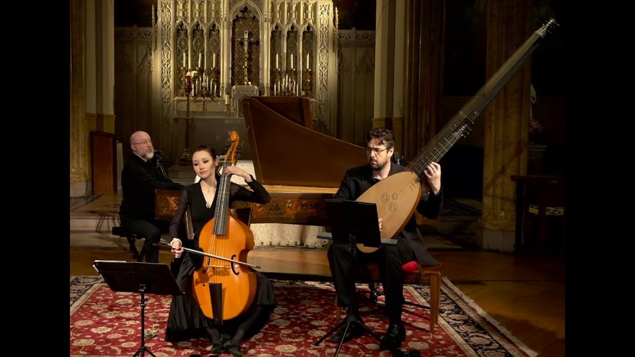 Caroline Nicolas - Gamba Rivalry (de Machy, Forqueray, Marais) - YouTube