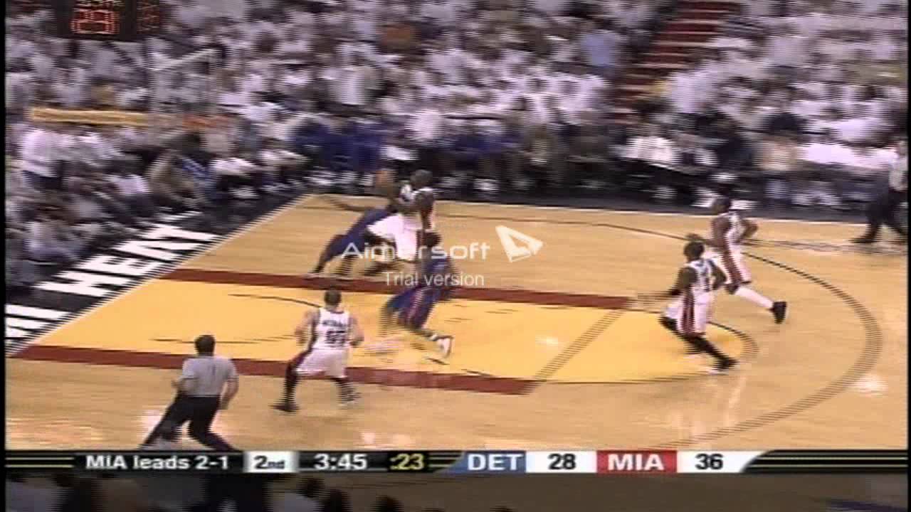 Shaq fast break vs. Pistons - YouTube