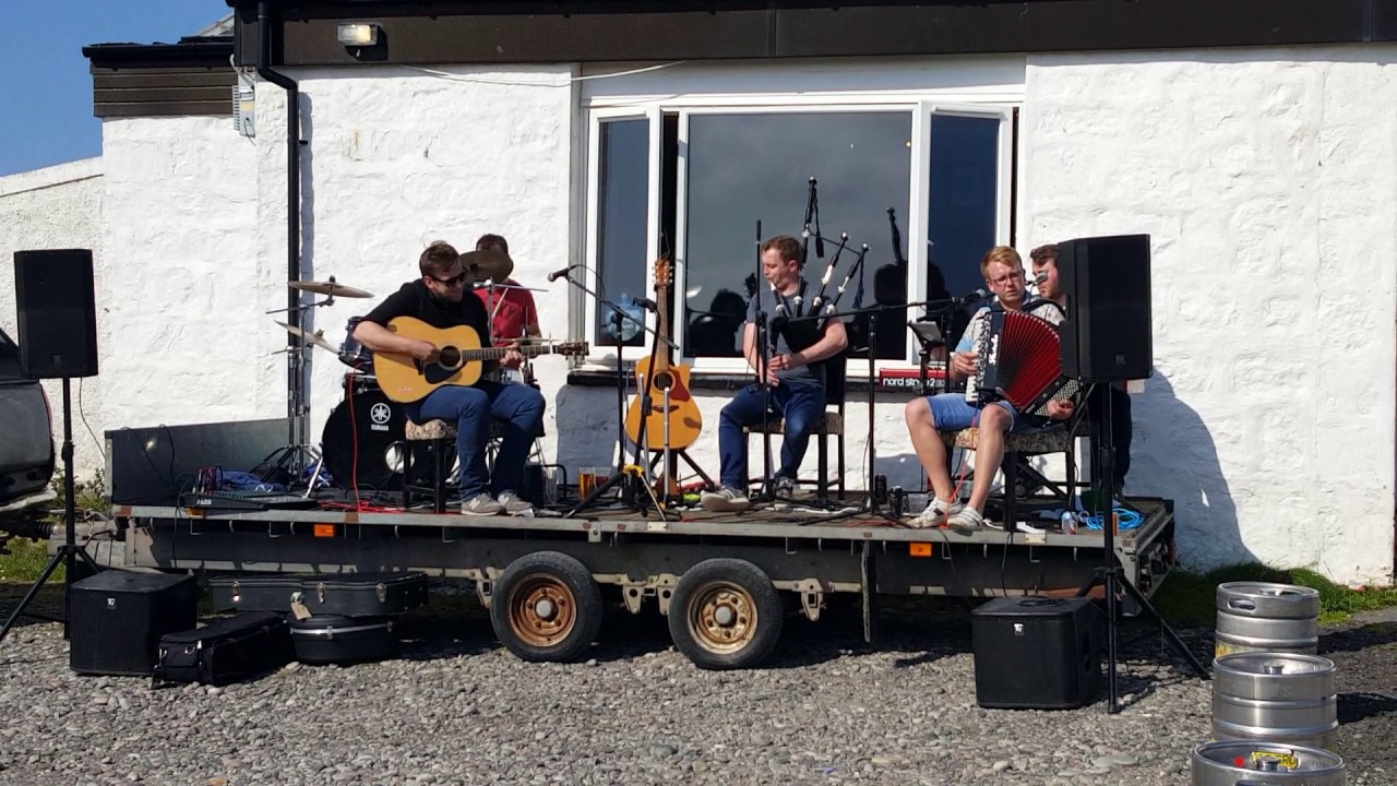 Trail West TMF Monday Club Live at the Lodge - YouTube
