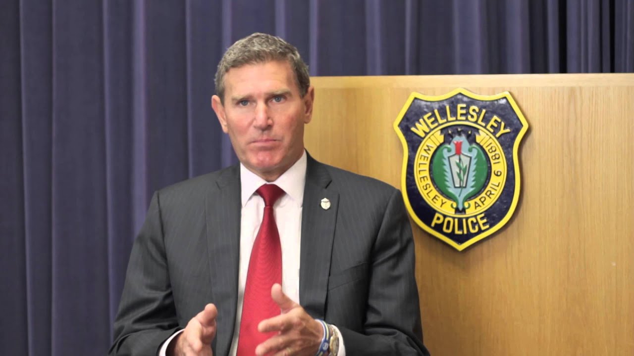 Brody Hardoon Chief Cunningham - YouTube