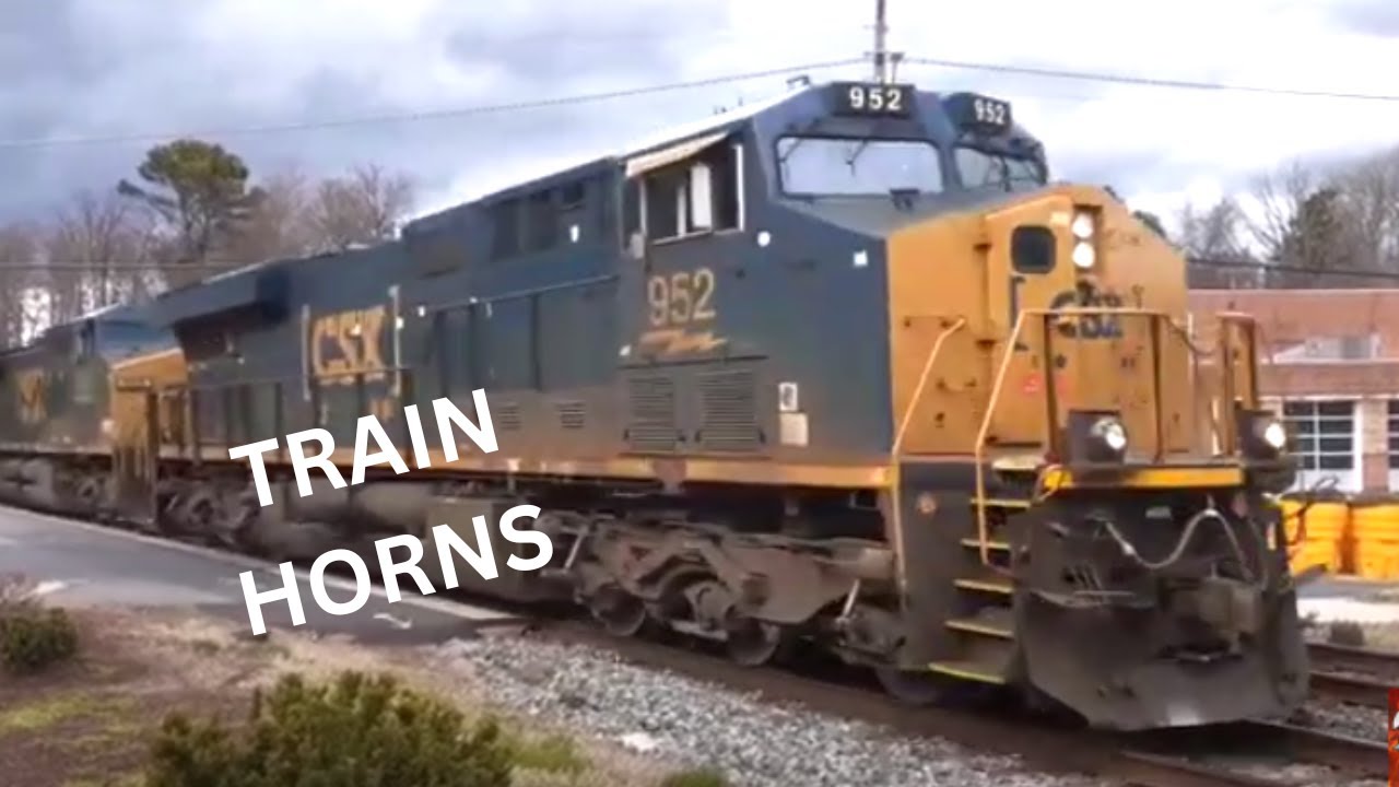 CSX TRAIN HORNS COMPILATION - YouTube