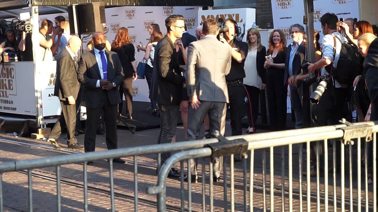 Channing Tatum Arriving at the Magic Mike XXL premiere Amsterdam 01-07 ...