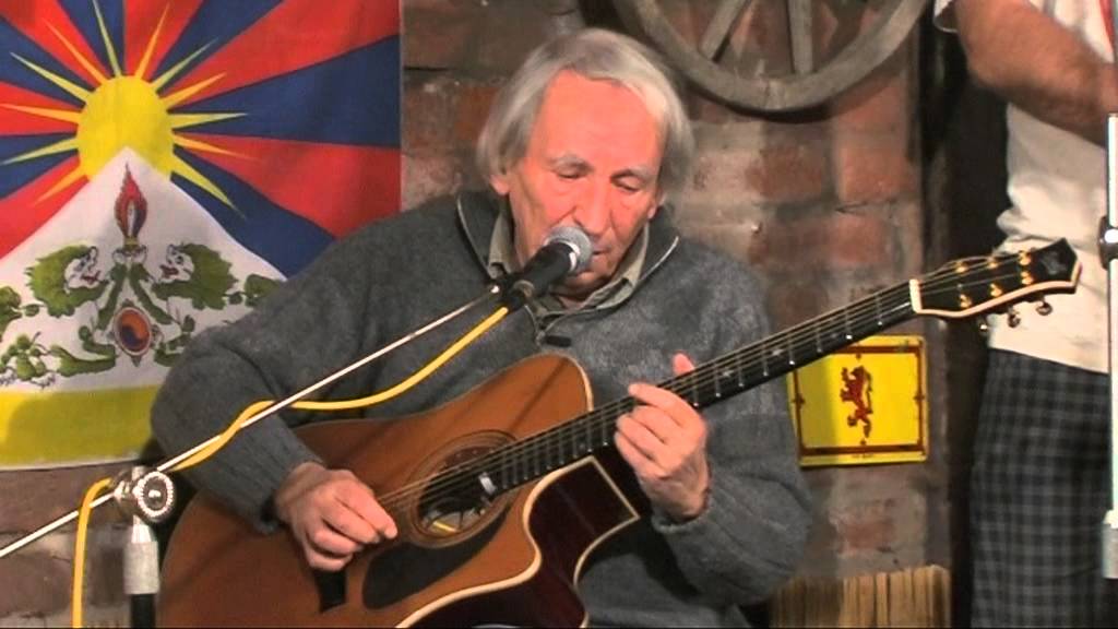 Miki Ryvola - V září - YouTube