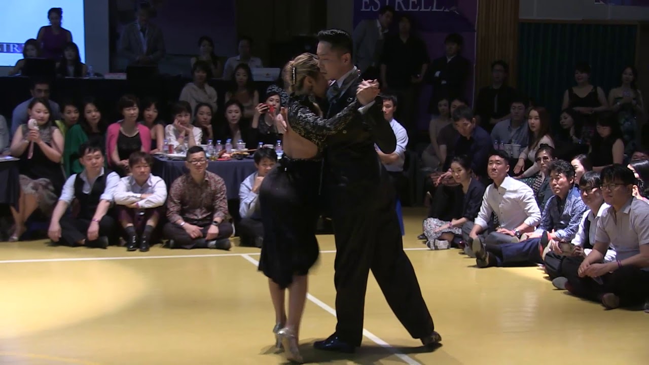 2017 Suncheon big milonga "Estrellas" 오키즈y에바 공연 - YouTube