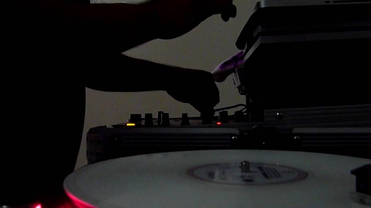Dj Barney in the making of the latest mixtape June 18th - YouTube