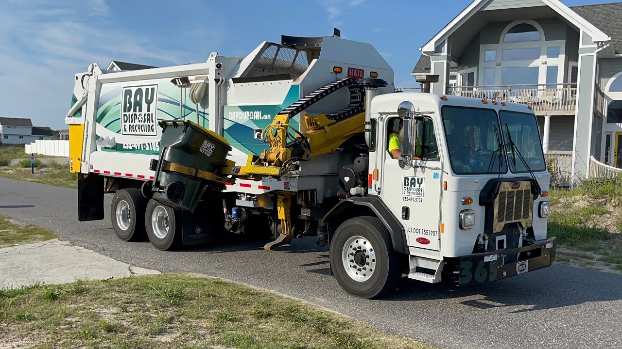 Bay Disposal Peterbilt Commander Side Loader Garbage Truck Collecting ...