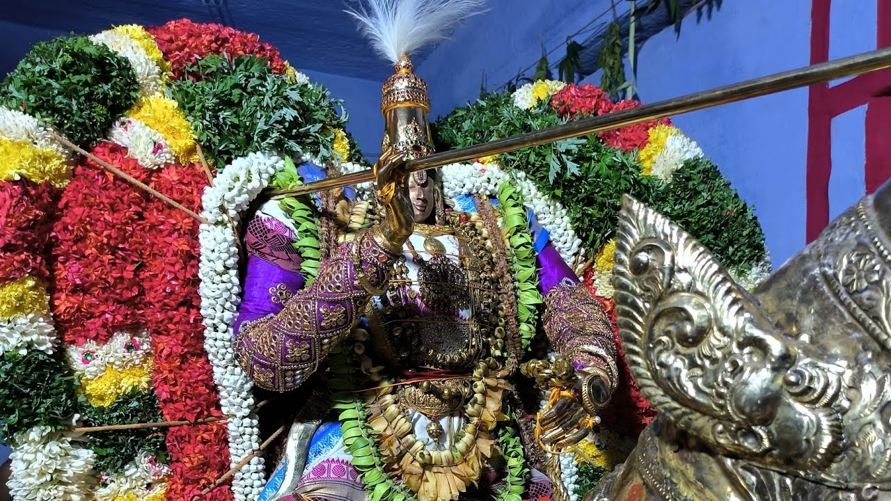 Paramakudi Sunthararajapperumal Temple Festival Kuthirai Vahanam - Day ...