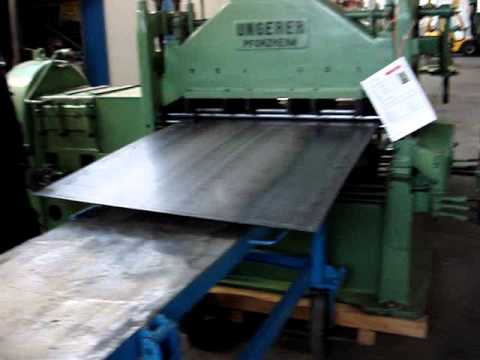 UNGERER Richtmaschine / leveller - 1200 x 1,50 mm, 17 Richtwalzen / Rolls, Diam. 34 mm - YouTube