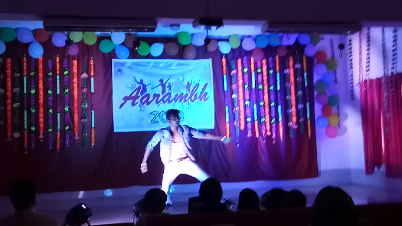 Rupesh Rathod Dance @ udgir - YouTube
