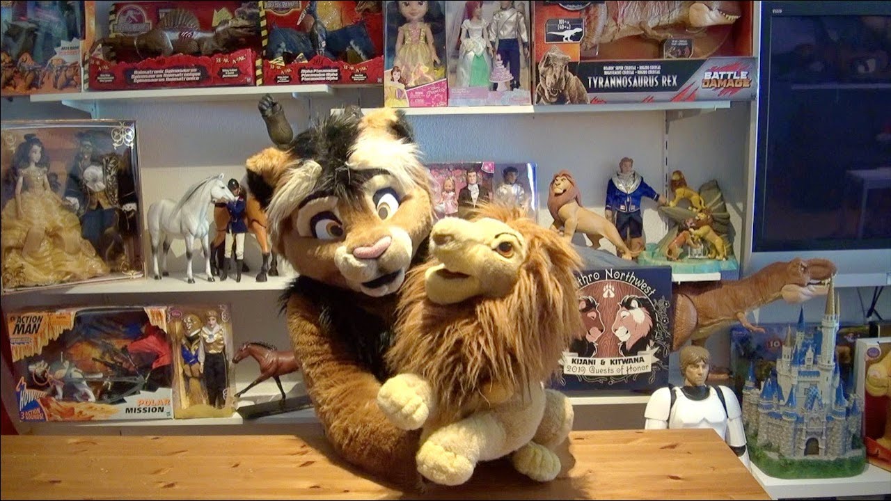 Kitwana's Toys #122: 1994 Disney Store The Lion King Adult Simba Puppet ...