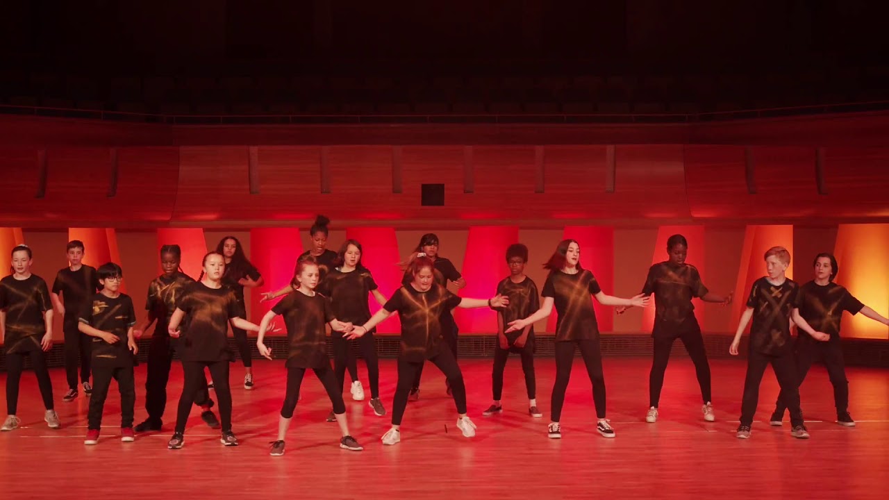 The Pulse Show 2019 - 10-14 Year Old Hip Hop - YouTube