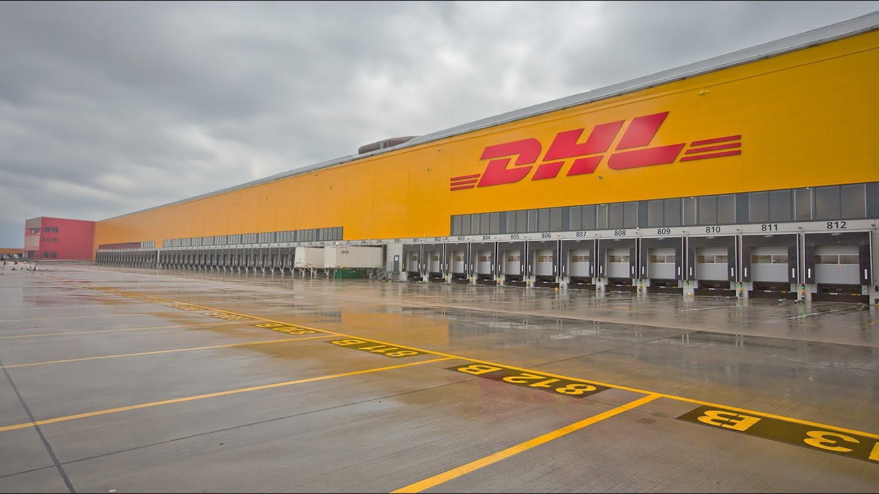 DHL gotowy na świąteczny szczyt paczkowy - YouTube