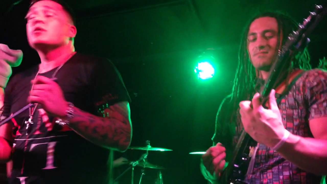 TOMORROW PEOPLE LIVE (cover)-Three little birds - YouTube