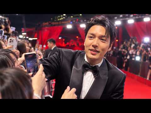 [FULL FANCAM] Lee Min-ho Arrives at TIFF26 and Suddenly Everyone Is Watching Him