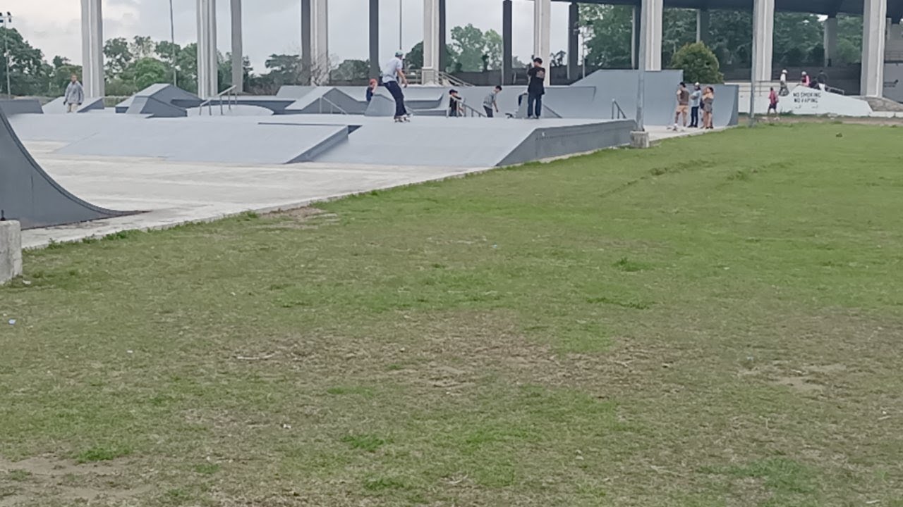 Tagaytay Oval (Jogging Tayo) - YouTube