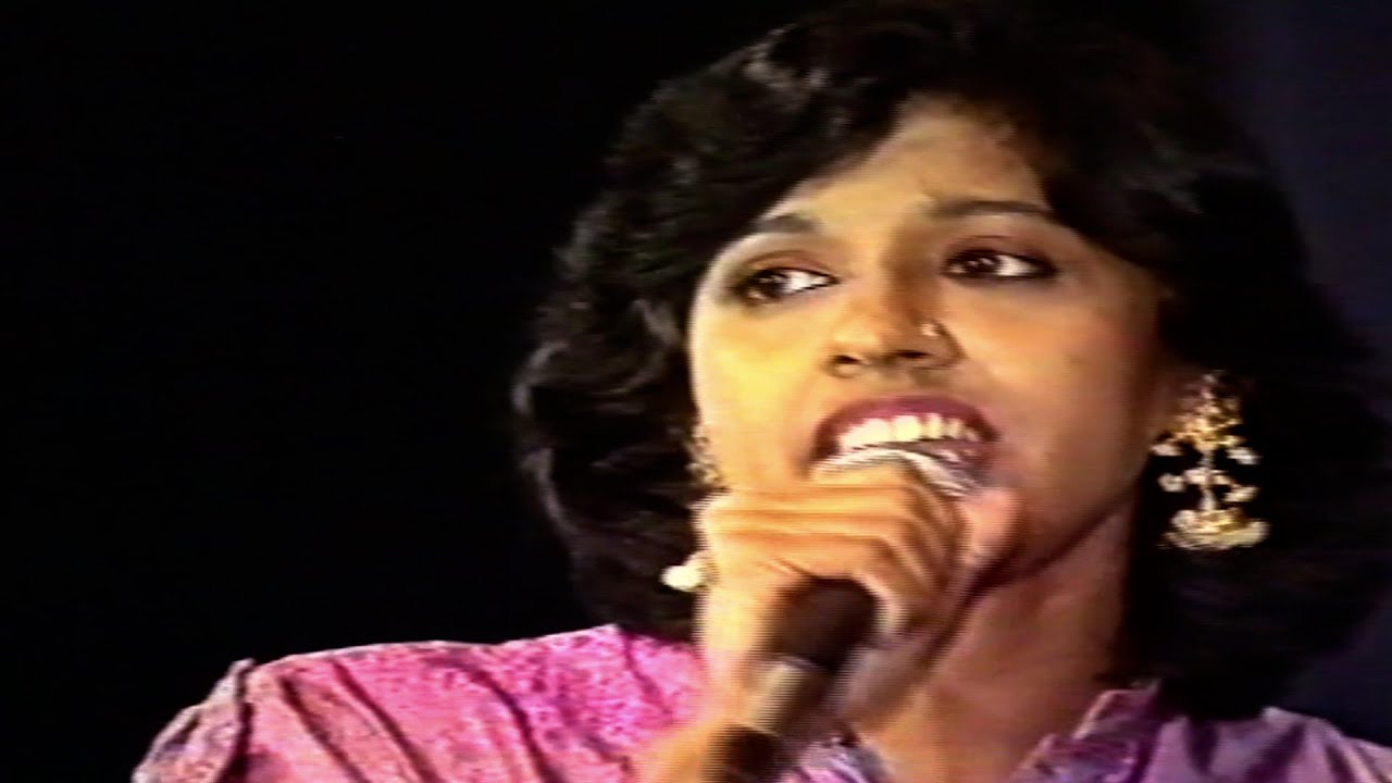 Kavita Krishnamurthy Live | Mere Naina Sawan Bhadon | R.D Burman Nite ...