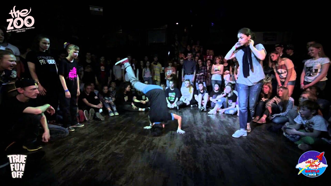 NEXT LEVEL BATTLE HIP HOP BEGIN МАНГУСТ vs MADI NA 1 - YouTube