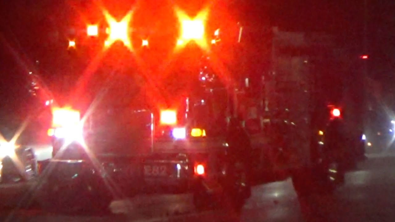 OCFA Engine 82 responding - YouTube