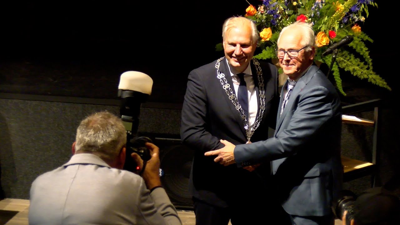 Rob Zuidema geïnstalleerd als burgemeester Raalte "Ik ga veel naar ...