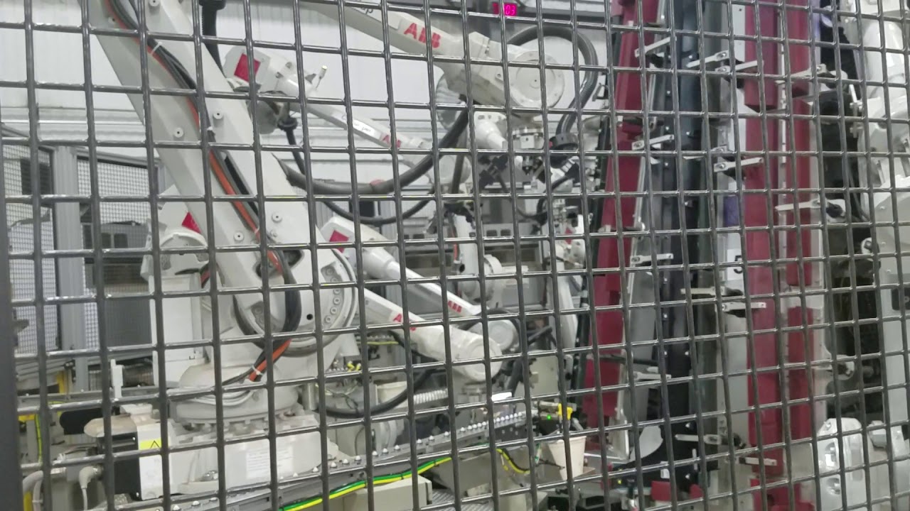 Robotic Cell clip install - YouTube