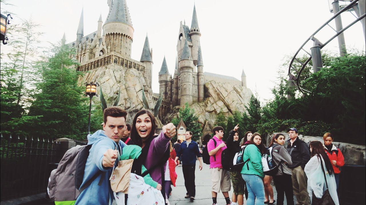 OUR TRIP TO HOGWARTS!! - YouTube