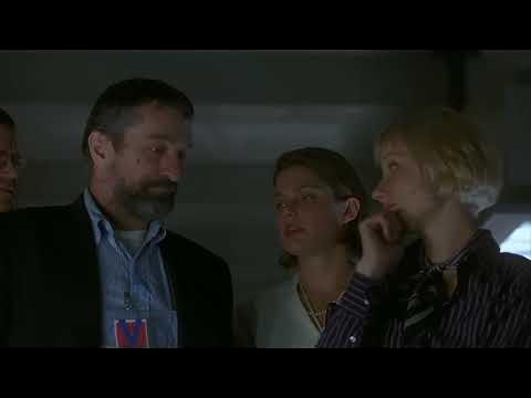 "Хвост виляет собакой" ("Плутовство"), фрагмент-трейлер - YouTube