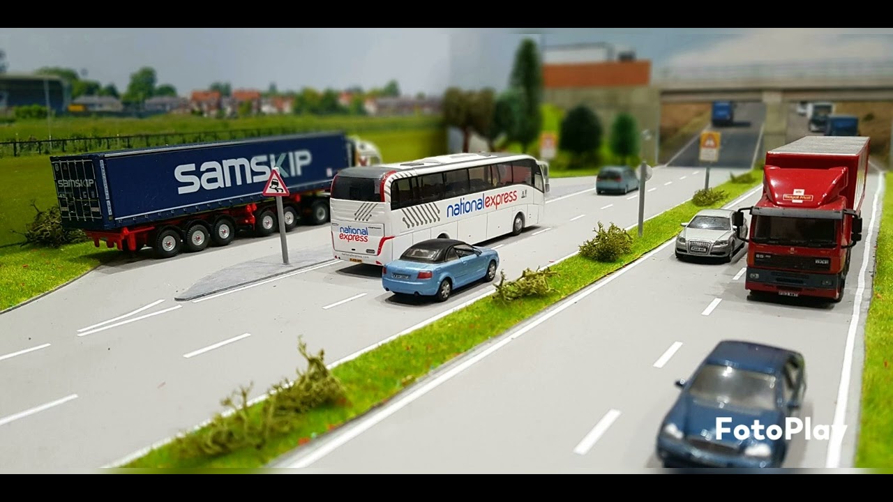 National Express Model Buses... Well Coaches Actually 😉 - YouTube