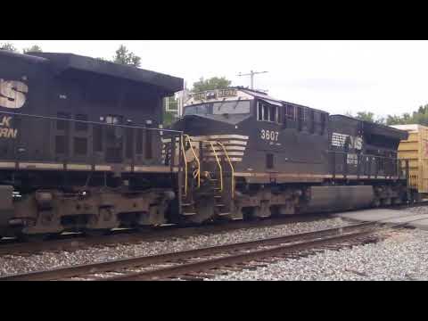 NS 15Q @ CLYMERS, IN 8 25 22 NS 4414 NS 3607 - YouTube