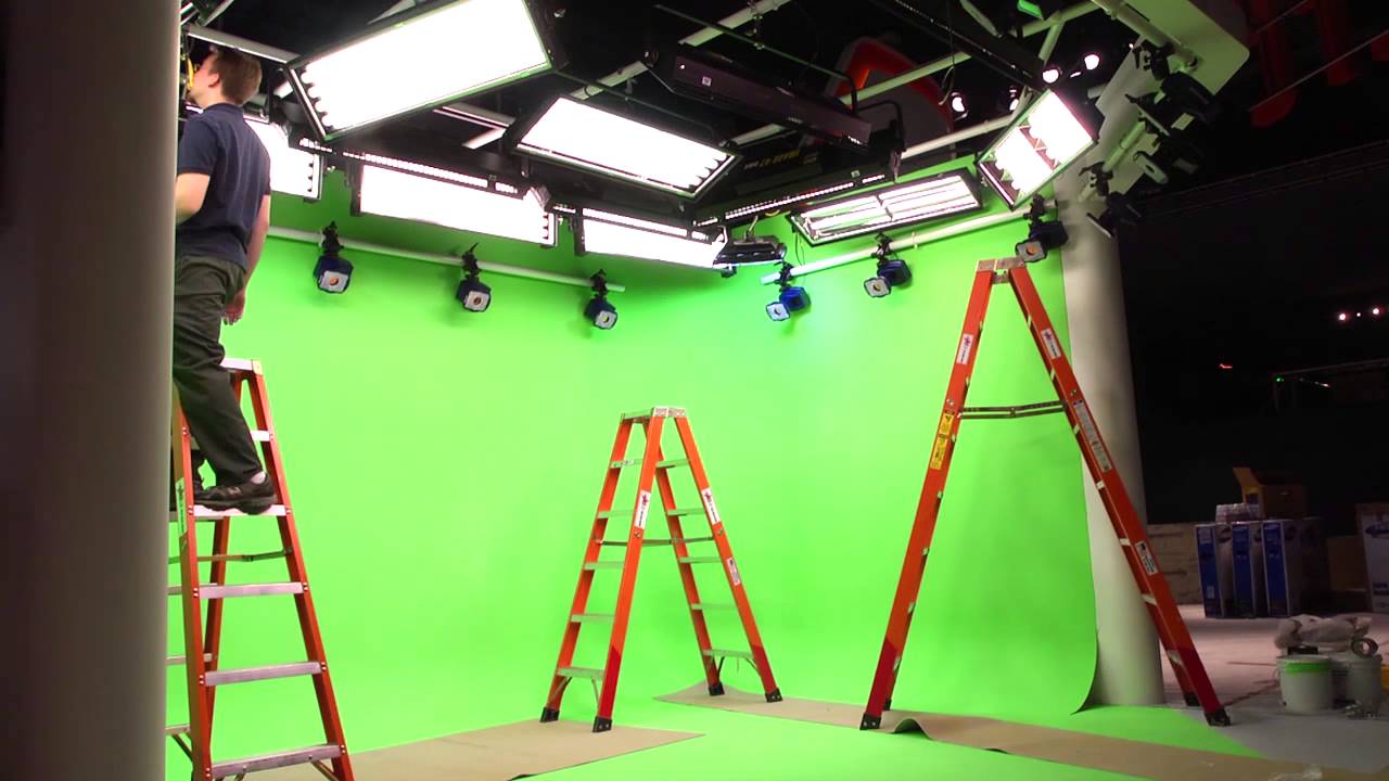 Setting up MotionAnalysis tracking cameras on the Vizrt booth at NAB ...