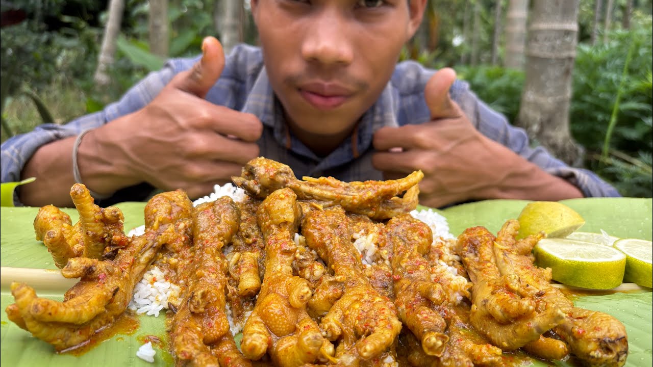 EATING SPICY CHICKEN FEET WITH BASMATI RICE AND LEMON - YouTube