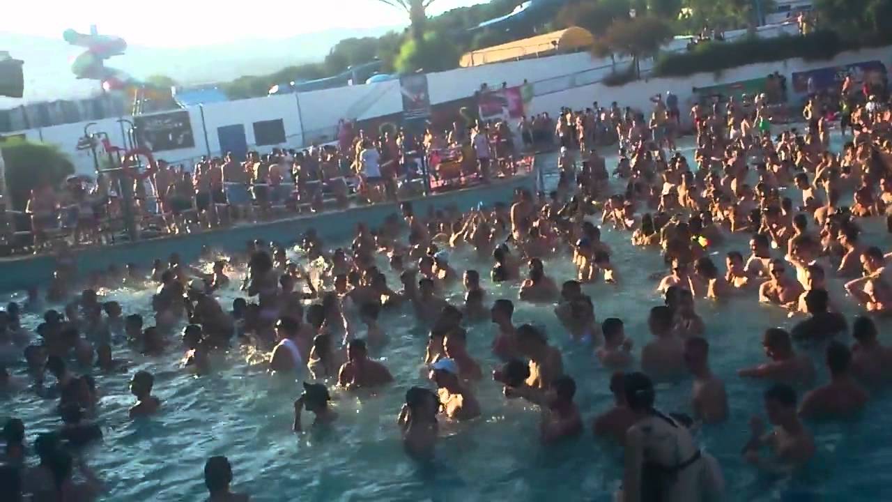 Innovation In The Sun 2011 - Pool Party (MACHETE) - YouTube