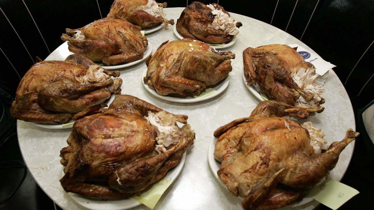 ¿El pavo de Thanksgiving es realmente pavo? - YouTube