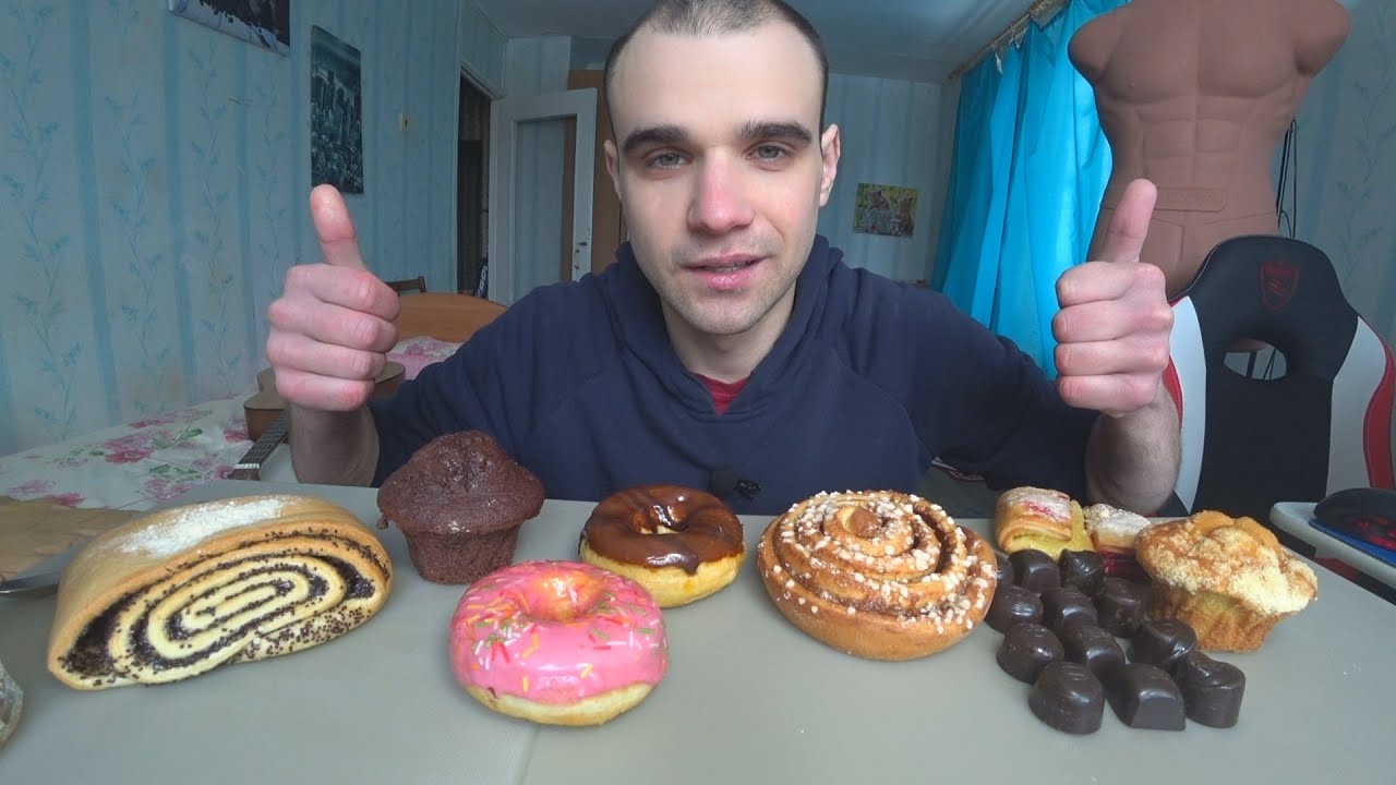 MUKBANG DONUTS / CHOCOLATE / DESSERT / SWEET / BUNS / FOOD / EATING ...