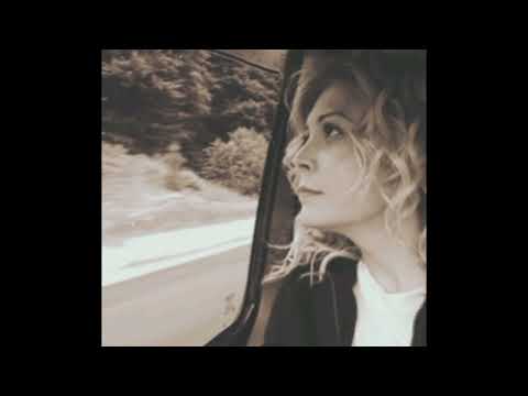 Ebru BALOĞLU ~ Esmer Günler