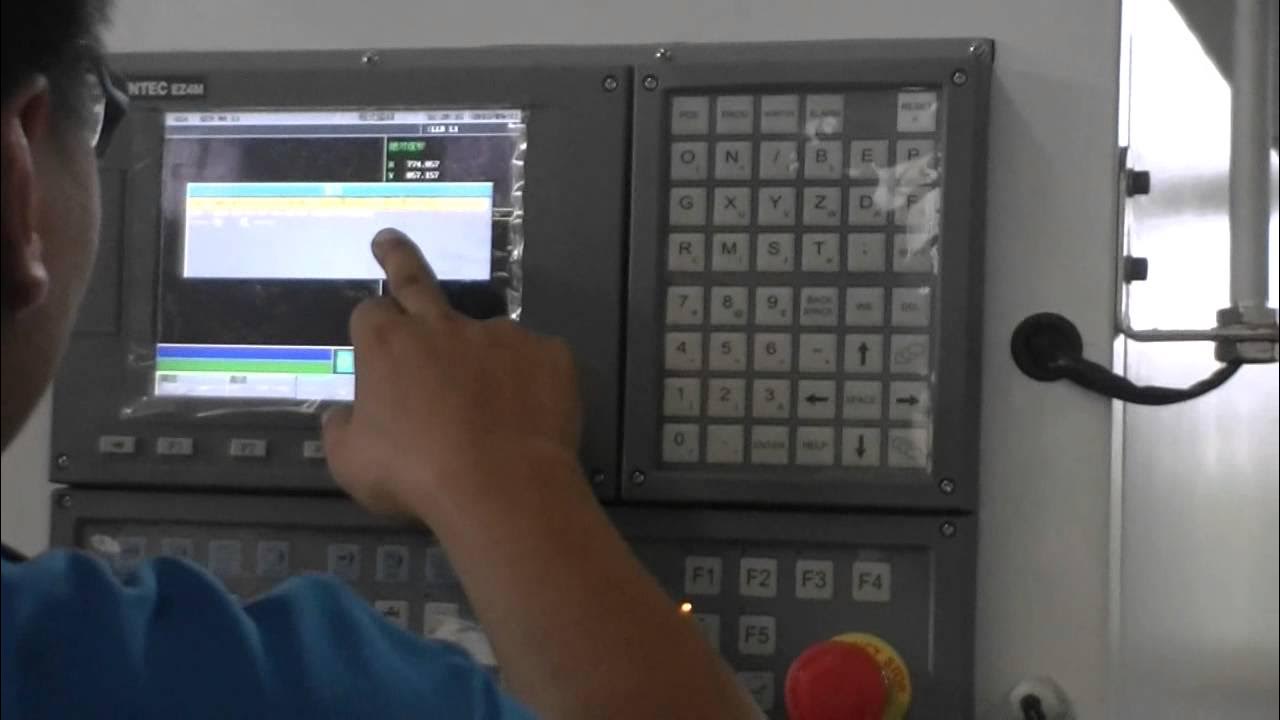 Syntec Control System - YouTube