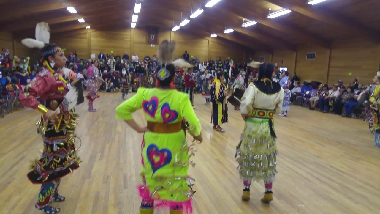 Womens Jingle @ Simnasho Powwow 2016 - YouTube