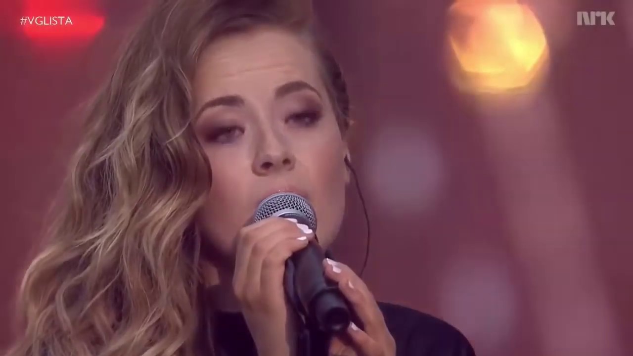 Alan Walker Ft Iselin Solheim FADED Versión dj salvador HD - YouTube