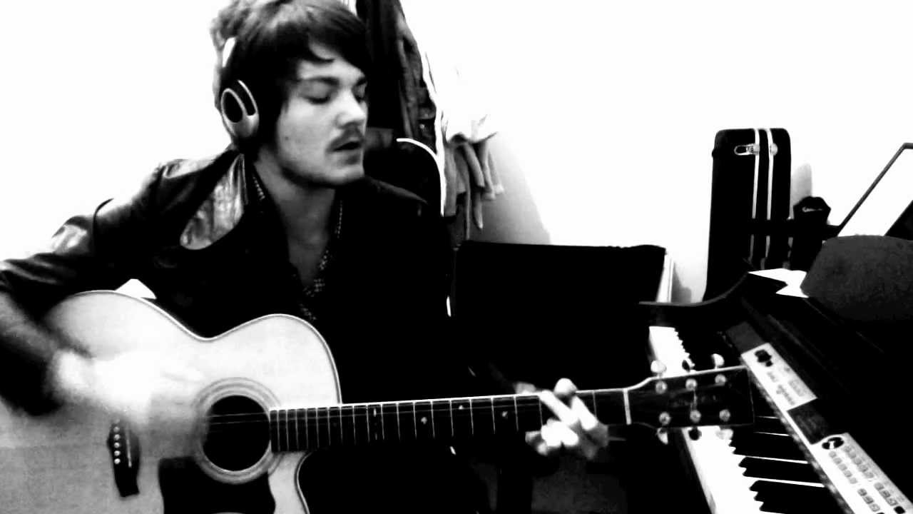 Sam Scherdel - Love Me Do (Beatles Cover) - YouTube