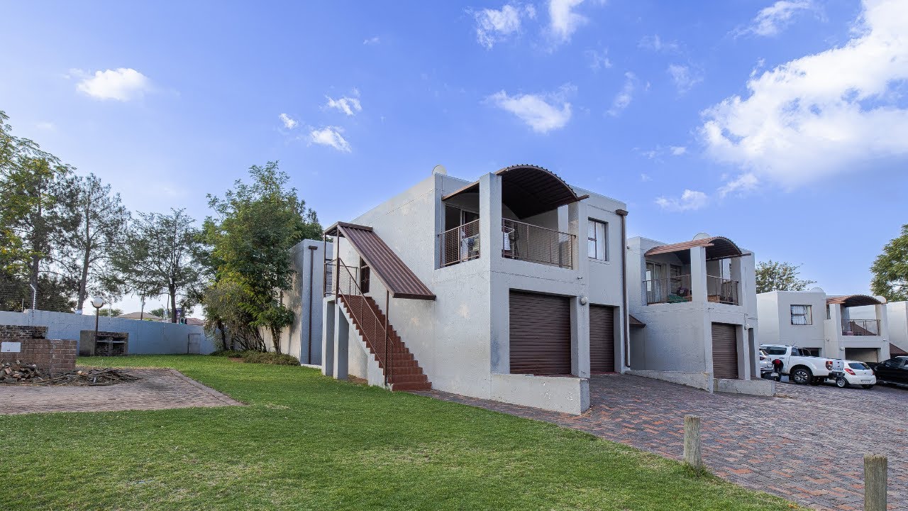 2 BED APARTMENT | R 649 000.00 | Ille De Capri, Vorna Valley, Midran ...