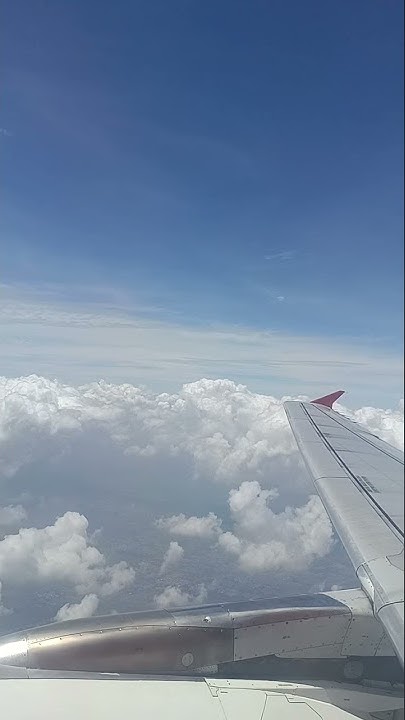 What does the sky look like from an airplane. - YouTube