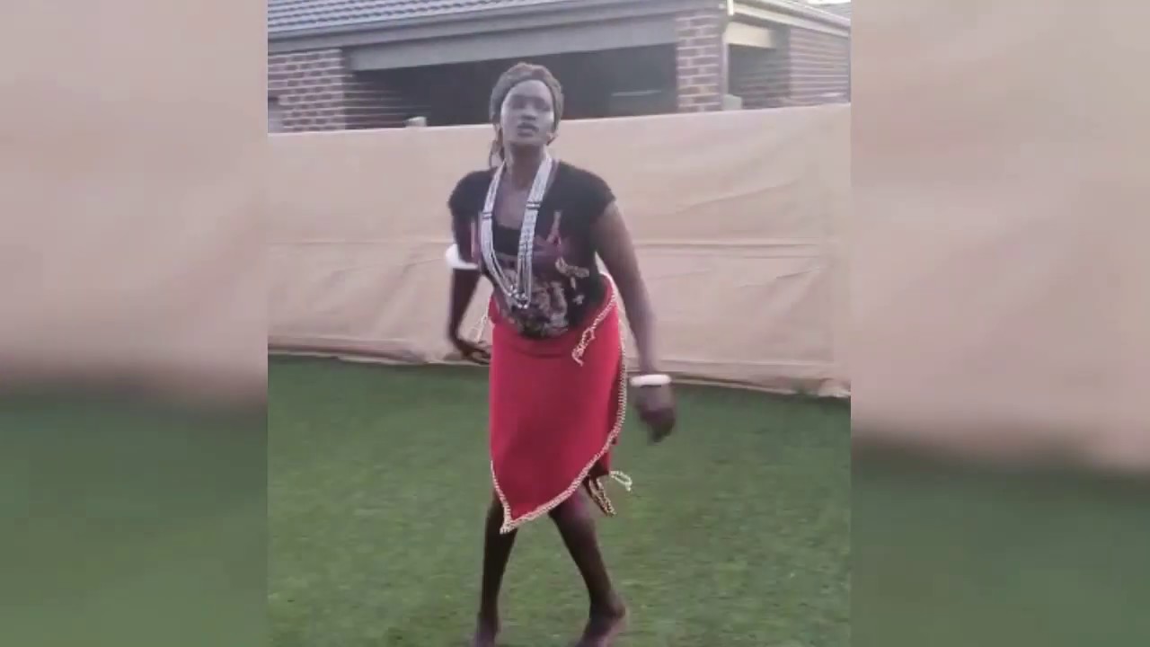 Yirol traditional dance - YouTube