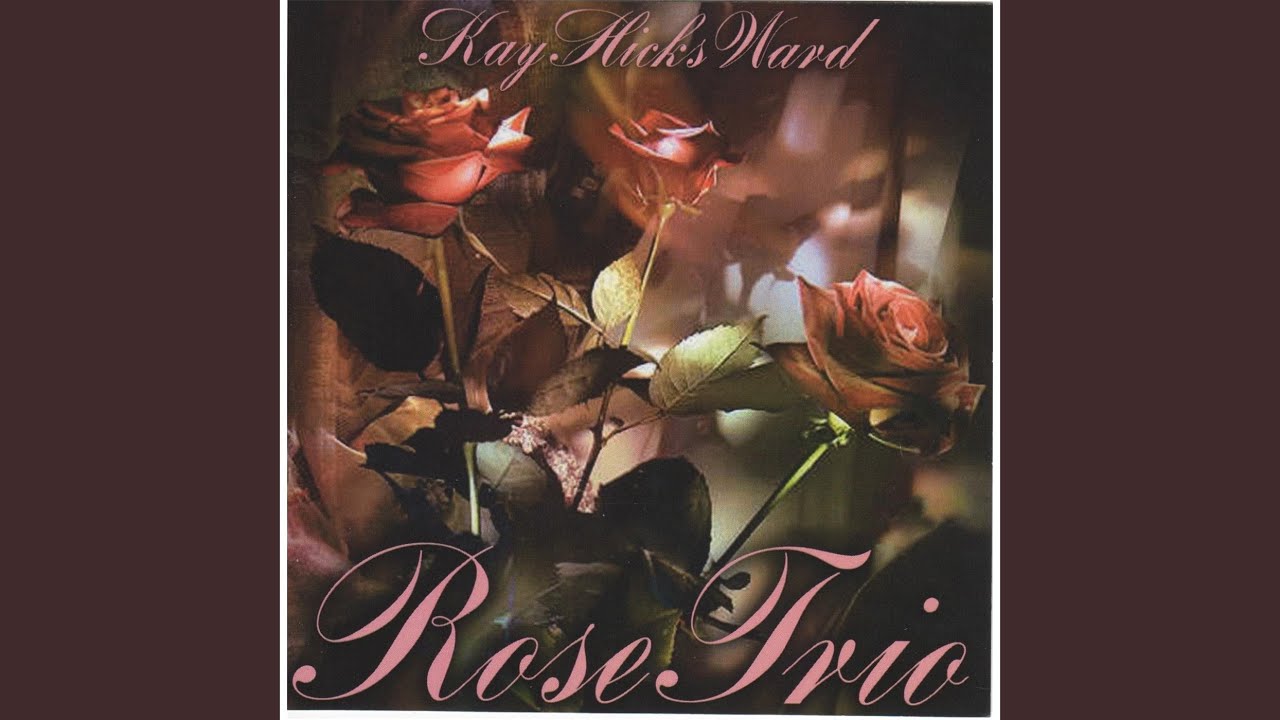 Lo How a Rose E'er Blooming - YouTube